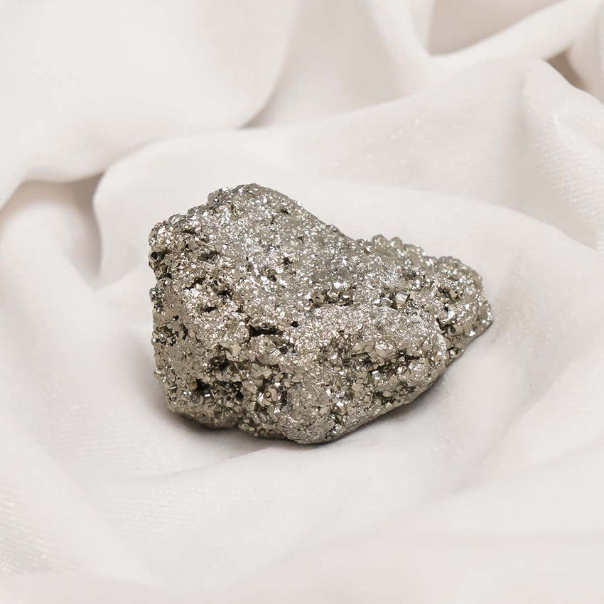 Pyrite & Crystals – Studd Muffyn